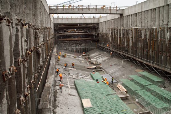 Bertha - A Massive TBM’s 2 Mile Journey Underneath Seattle | Equipment ...