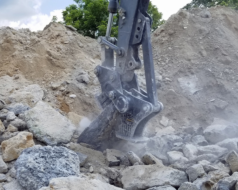 Strickland Cracker Splitter Model SCS40 | Equipment & Contracting