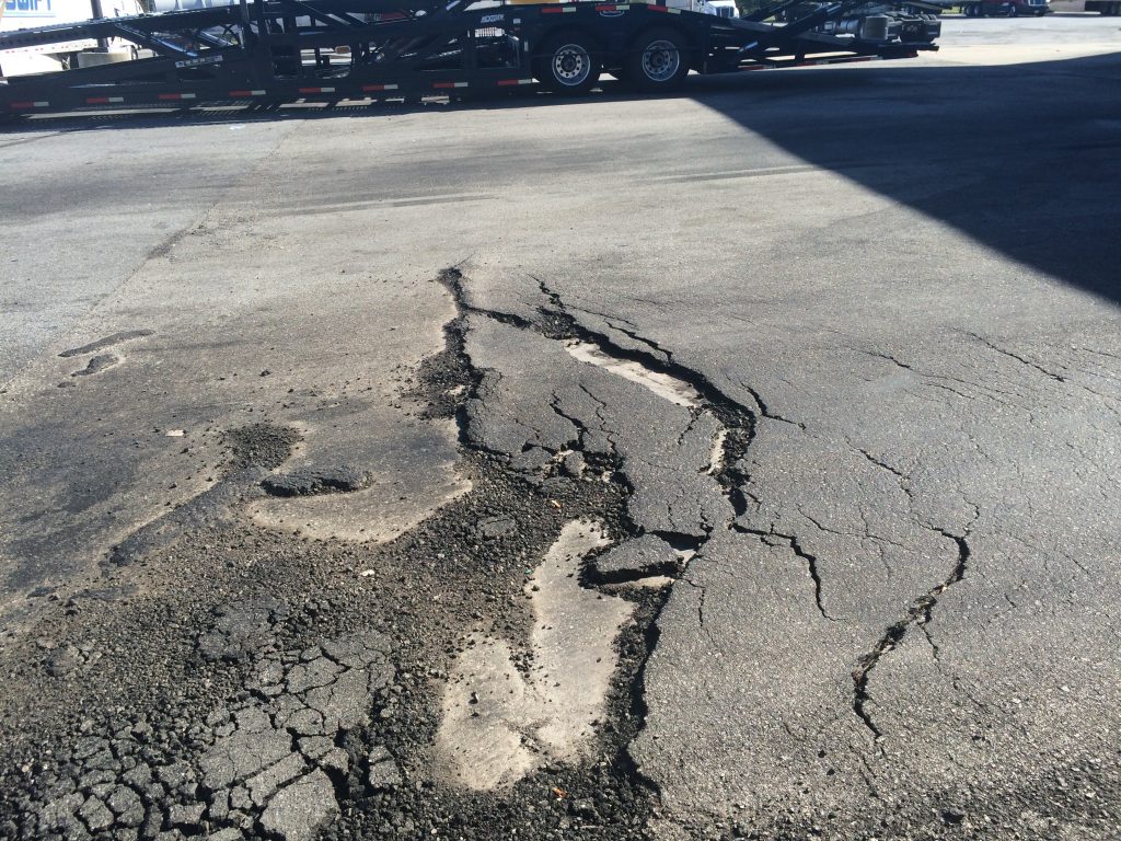 Helping Heavy-Wear Pavements Last Longer - Equipment & Contracting