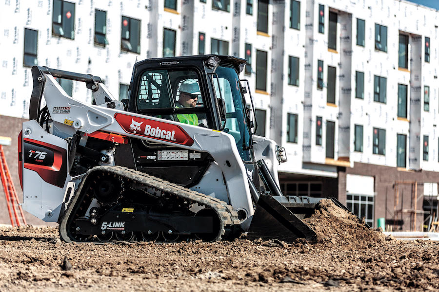 Doosan Bobcat Signs Multi-Year Consumer Financing Agreement with ...
