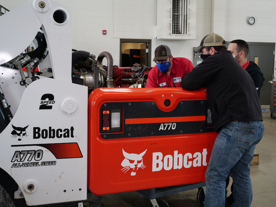 Doosan Bobcat Empowers Next Generation of Manufacturing Professionals ...