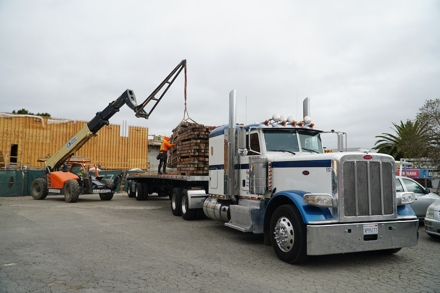 Heavy Hauling Pitfalls and Tips - Equipment & Contracting