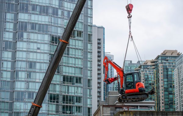 Winches vs Hoists in the Heavy Equipment Industry | Equipment & Contracting