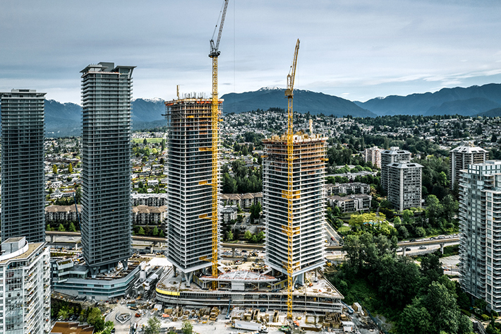 182 Metre-High Skyscraper: New Liebherr Crane at Work in Canada ...
