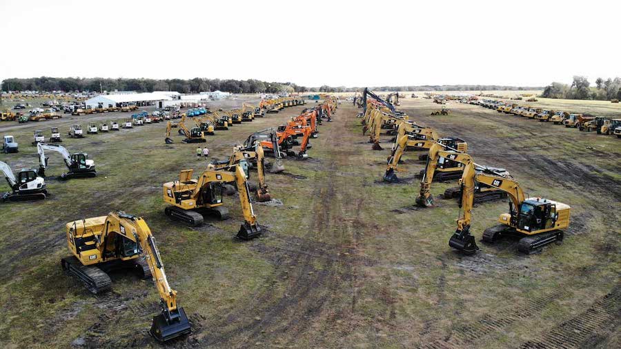 A Complete Guide to Buying and Selling Heavy Construction Equipment at ...