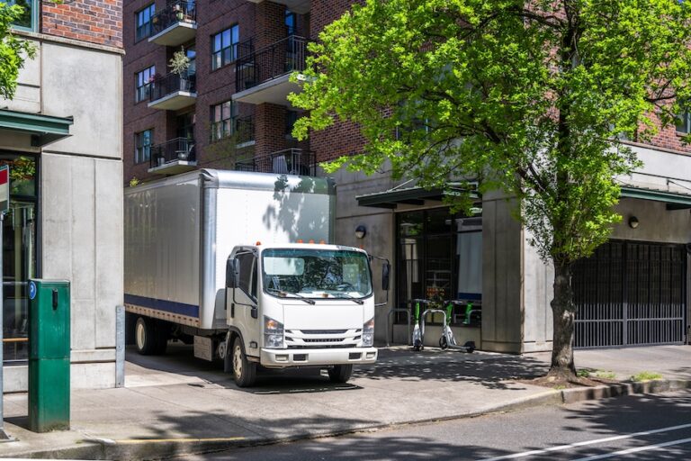 Complete Guide to Launching and Managing a Box Truck Business ...